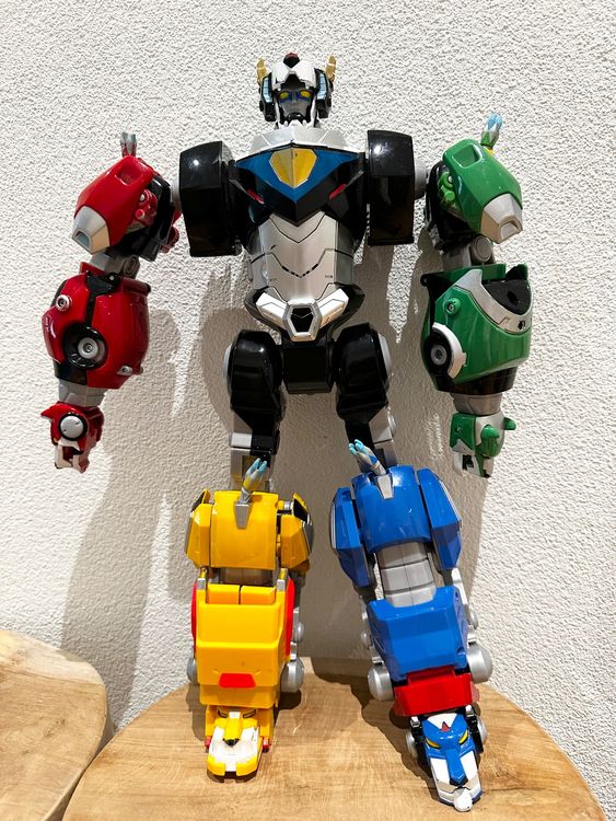 Playmates VOLTRON Legendary Defender Löwen robot transformer | Kaufen ...