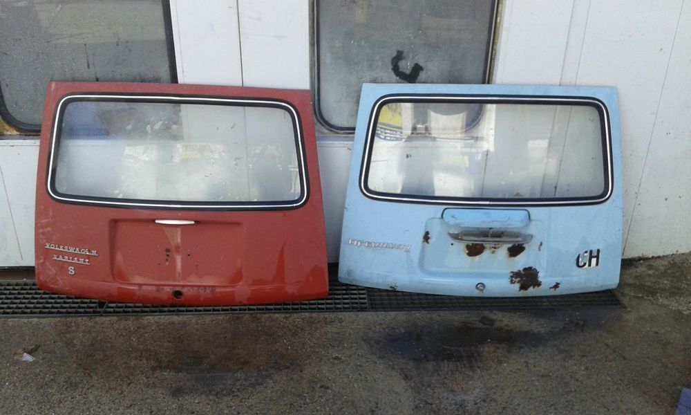 2 portes arrière vw type 3 variant rouge et bleu (D'occasion) à Alle ...