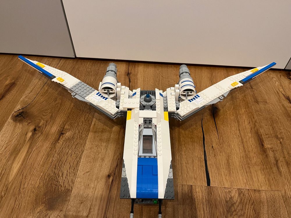 Lego Star Wars 75155 Rebel U Wing Fighter (Defekt) in Bretzwil für CHF ...
