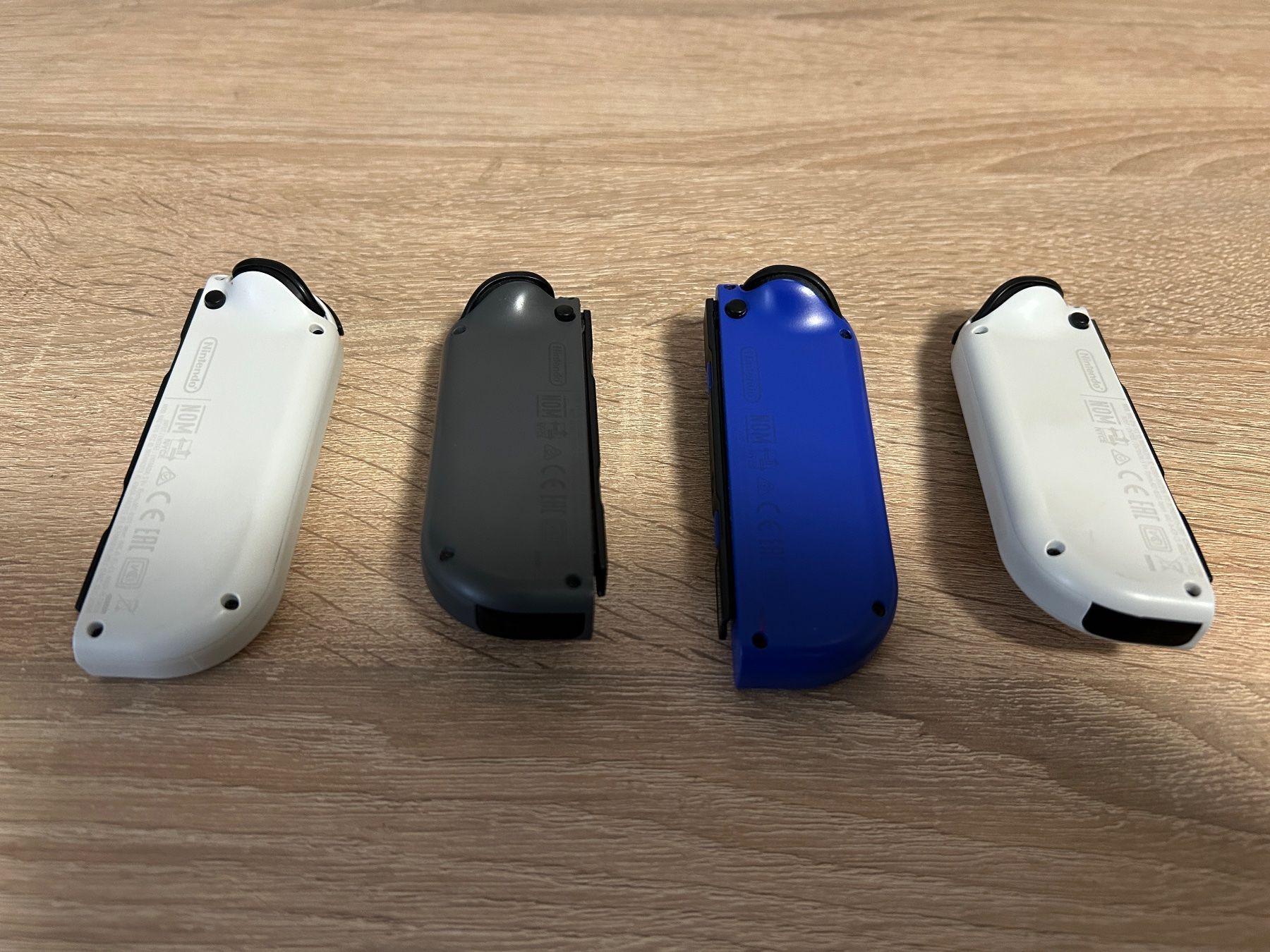 4 Stück Nintendo Switch Joy-Cons Set leicht defekt (Defekt) in Gasel ...