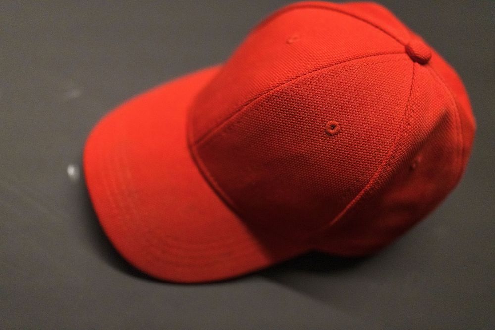 Rote Kappe ab 1CHF | Kaufen auf Ricardo