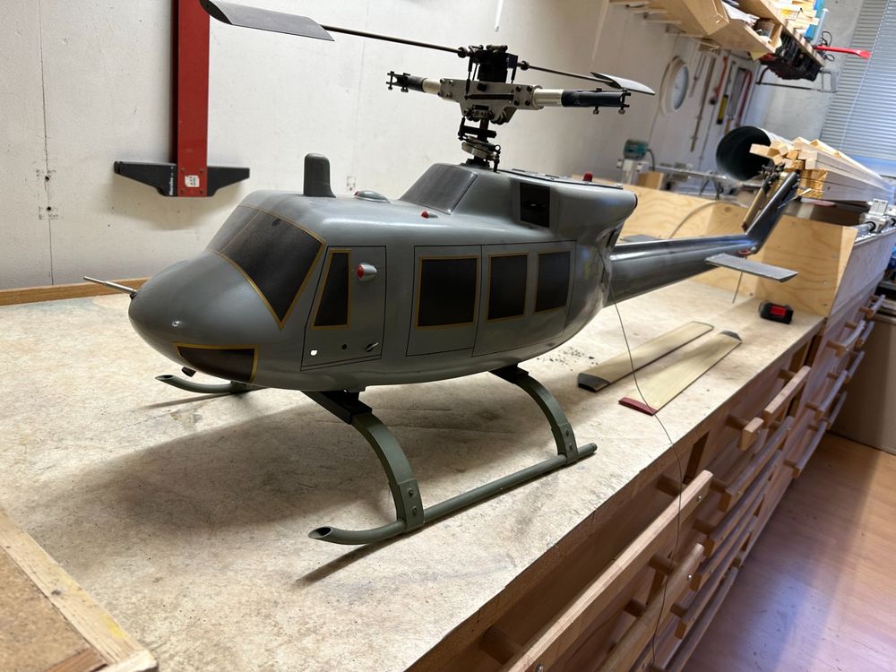 RC Heli (Gebraucht) in Felsberg für CHF 200 – nur Abholung auf Ricardo ...