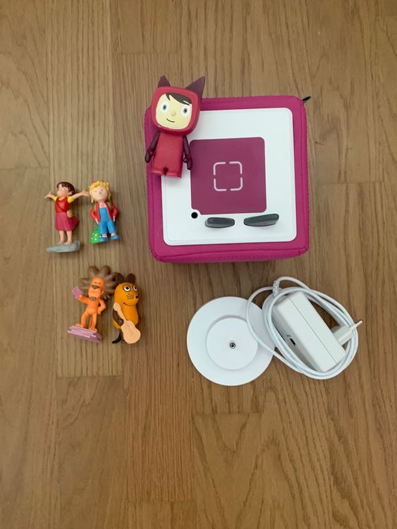 Toniebox set beere inkl 5 tonies (Gebraucht) in für CHF 98 – mit ...