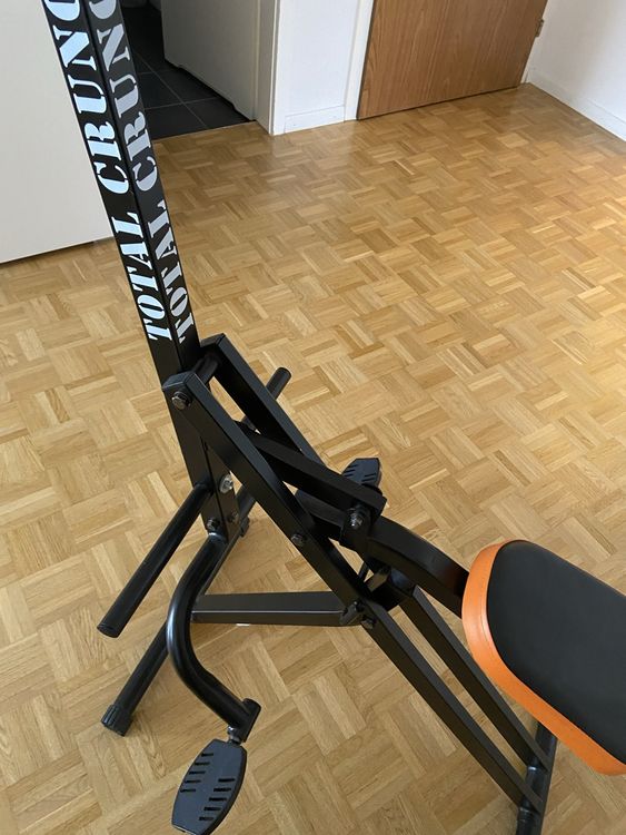 Total Crunch Bauchtrainer Fitnessgerät für Sixpack zu verkau (Gebraucht ...