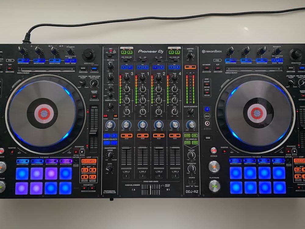 Pioneer DDJ-RZ (Gebraucht) in Sulgen für CHF 555 – mit Lieferung auf ...