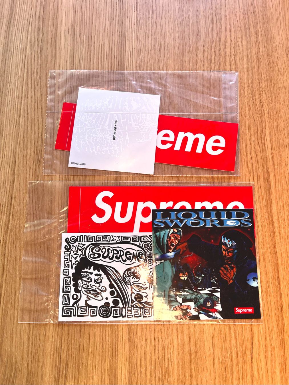 Lot SUPREME Bags & Stickers Original à partir de 1.- ️ (Neu (gemäss ...