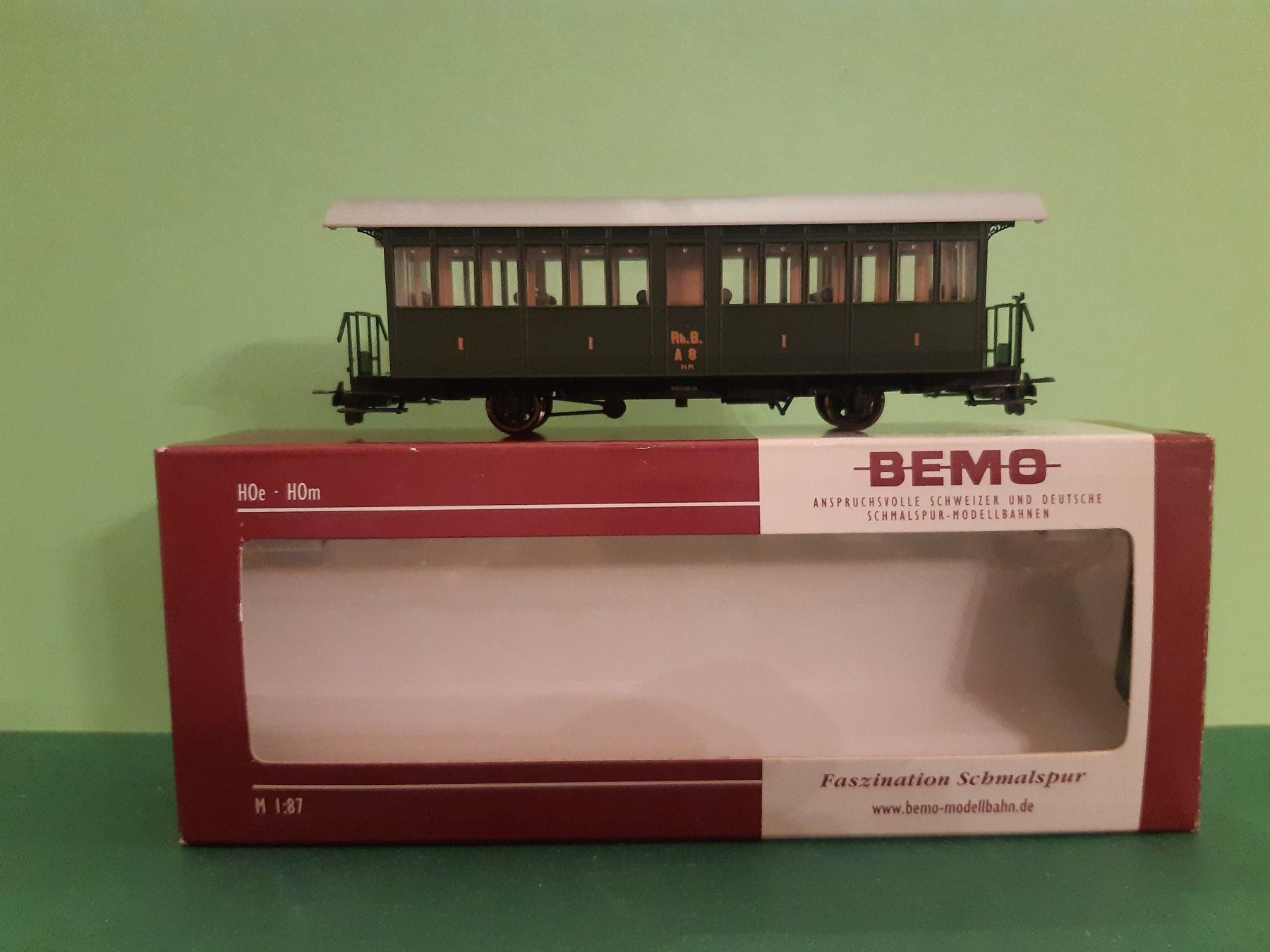 BEMO A 8 Zweiachser-Personenwagen RhB (Gebraucht) in Bassersdorf für ...