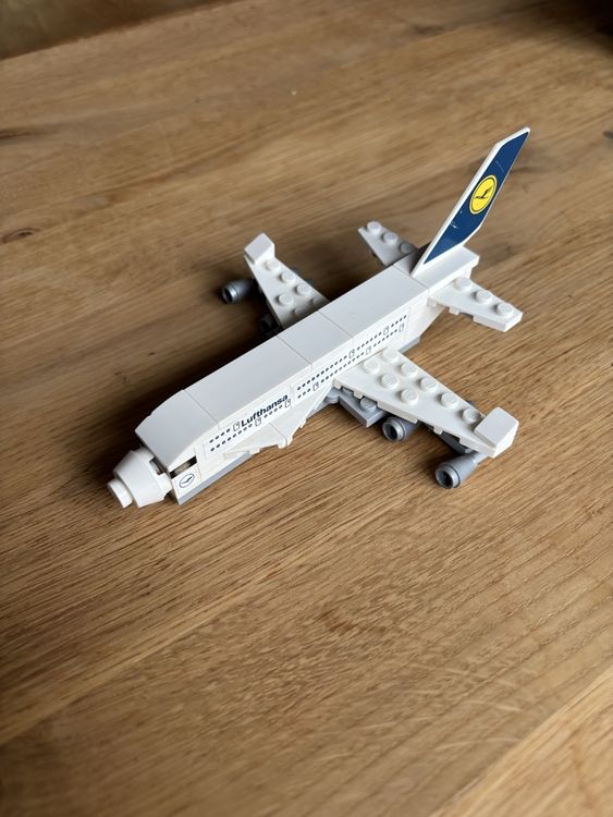 Lego 40146 Lufthansa Flugzeug / Plane / Aircraft (Gebraucht) in Basel ...