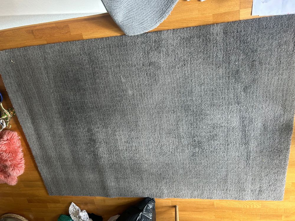 Teppiche grau (Gebraucht) in Zürich für CHF 20 – mit Lieferung auf ...
