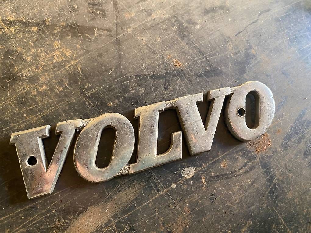 2 Logo/écriteau/badge. VOLVO et OTA (D'occasion) à Ardon pour CHF 15 ...