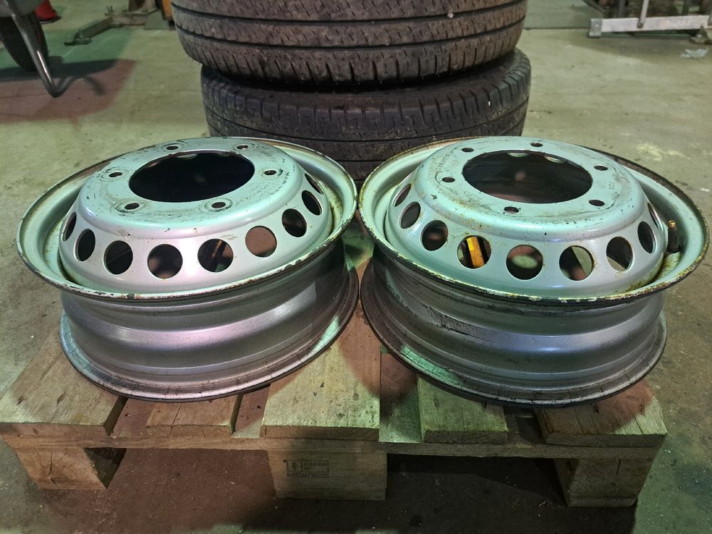 2 Stk Mercedes Sprinter 16x5.5 Felgen (Gebraucht) in Malvaglia für CHF ...