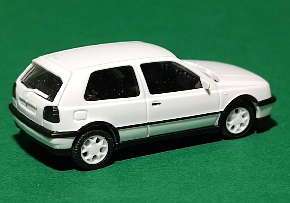 VW 3er Golf weiß VR6 Herpa 1:87 #25-994 (Gebraucht) in Wiebelskirchen ...