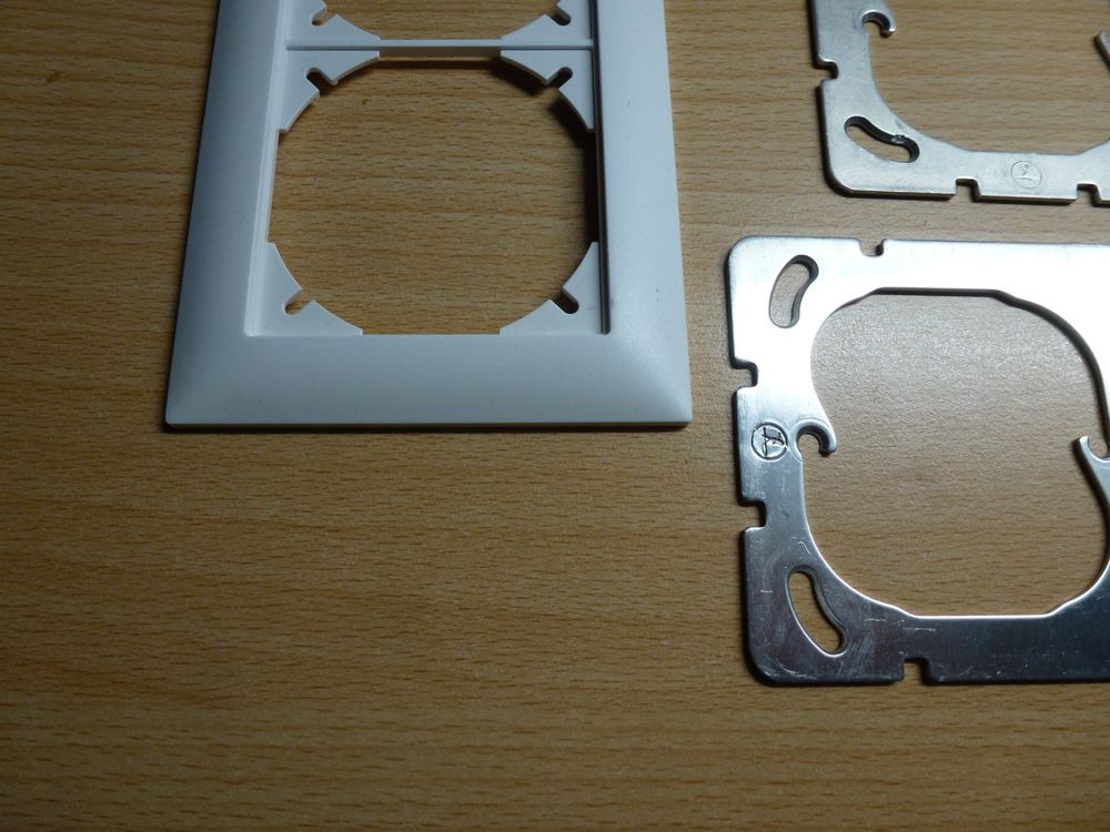 Feller Edizio Due UP Abdeckrahmen Gr.1-1 mit Montagerahmen w (Gebraucht ...