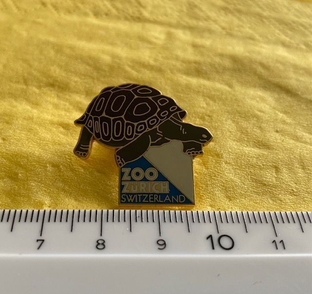 Zürich Zoo Pin Limitiert! (Gebraucht) in Oberengstringen für CHF 5.1 ...