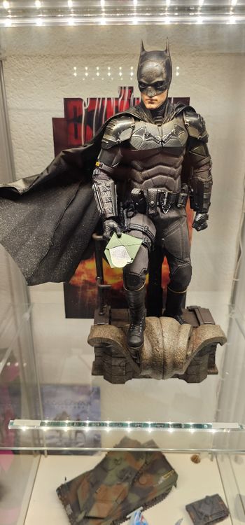 Hot Toys The Batman (Neu (gemäss Beschreibung)) in Elgg für CHF 330 – mit Lieferung auf Ricardo ...