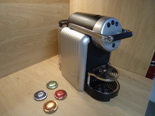 Nespresso Zenius 100 ZN Pro (Gebraucht) in Wettingen für CHF 250 – mit ...