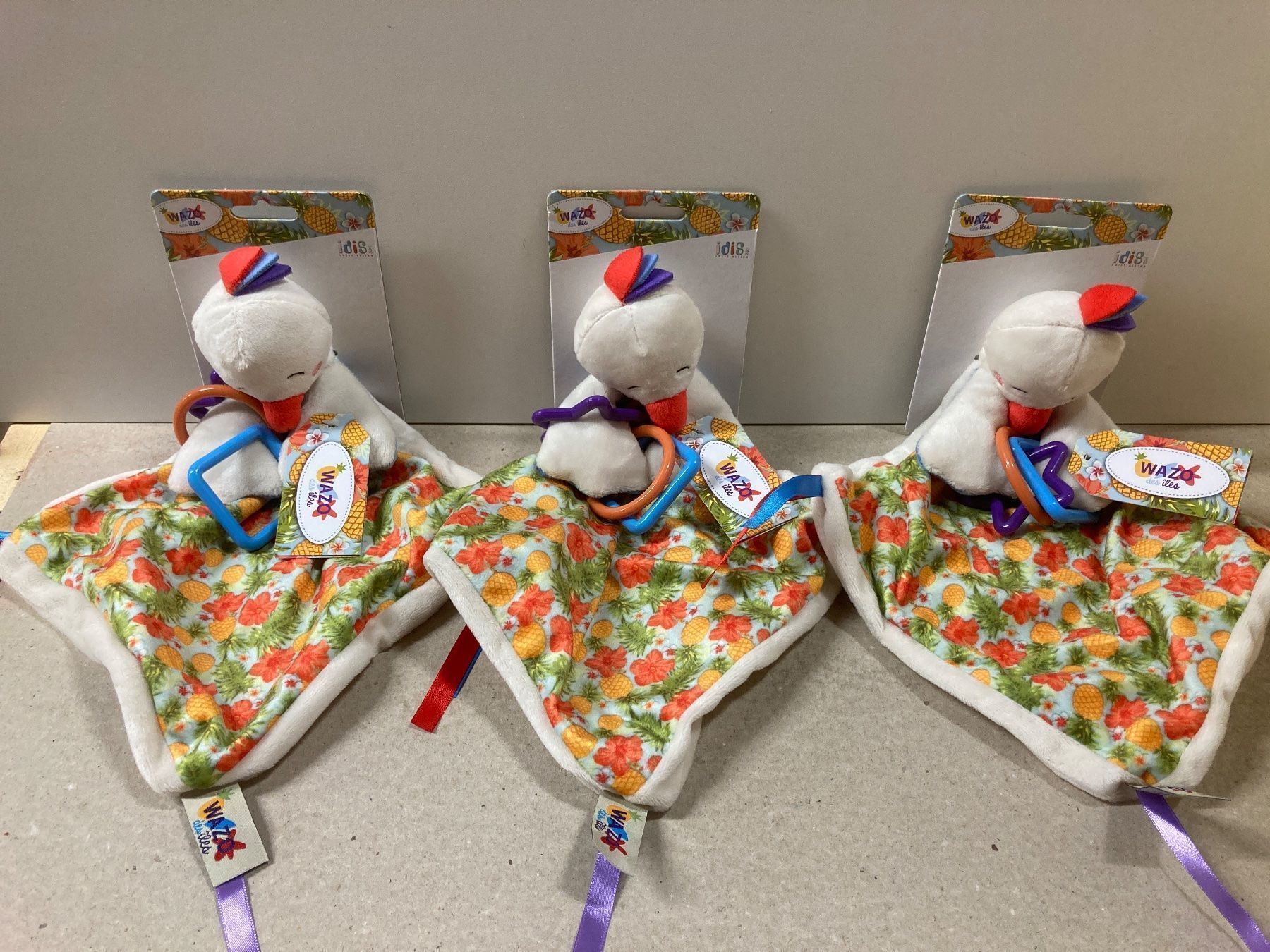 Neu Spielzeug Baby Stofftier Nuscheli Idis Wazo (3x) (Neu und ...