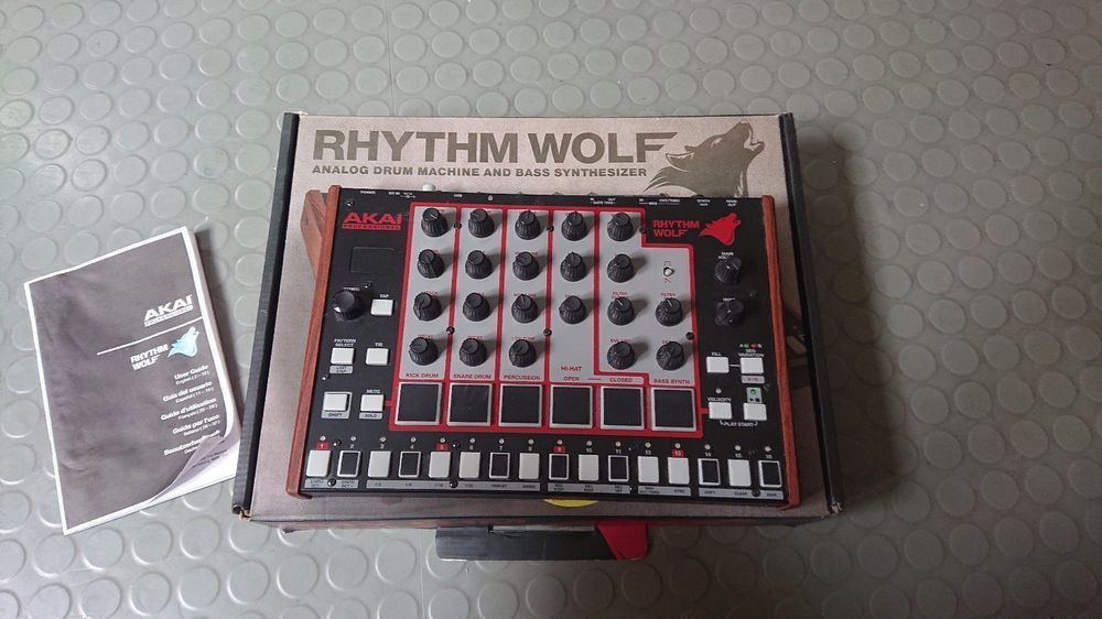 AKAI RHYTHM WOLF | Kaufen auf Ricardo