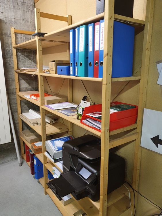 Holzregal (3 Träger und 12 Tablare) | Kaufen auf Ricardo