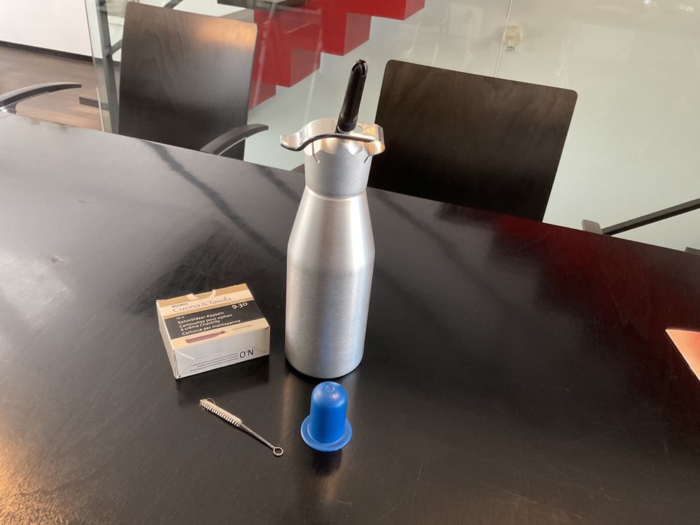 Rahmbläser Kisag, 0,5l (Gebraucht) in Uhwiesen für CHF 20 – mit Lieferung auf Ricardo kaufen