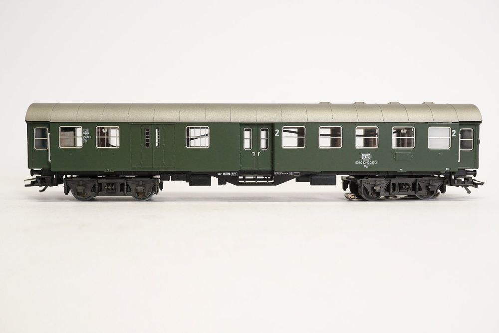 1å Märklin 4131 DB Personenwagen Umbauwagen Gepäck 2. Klasse | Kaufen ...
