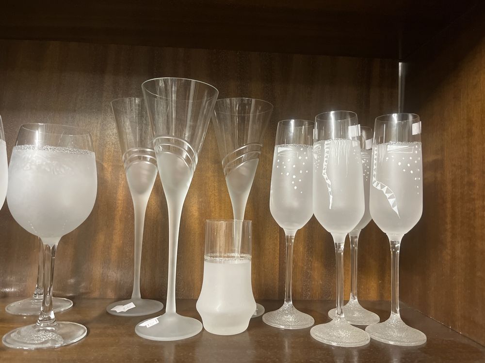 Vintage Frosted Glassware Kollektion (nik11) (Gebraucht) in Aarau für ...