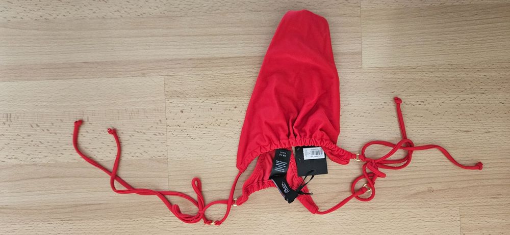 String Rouge NEUF Boux Avenue | Kaufen auf Ricardo