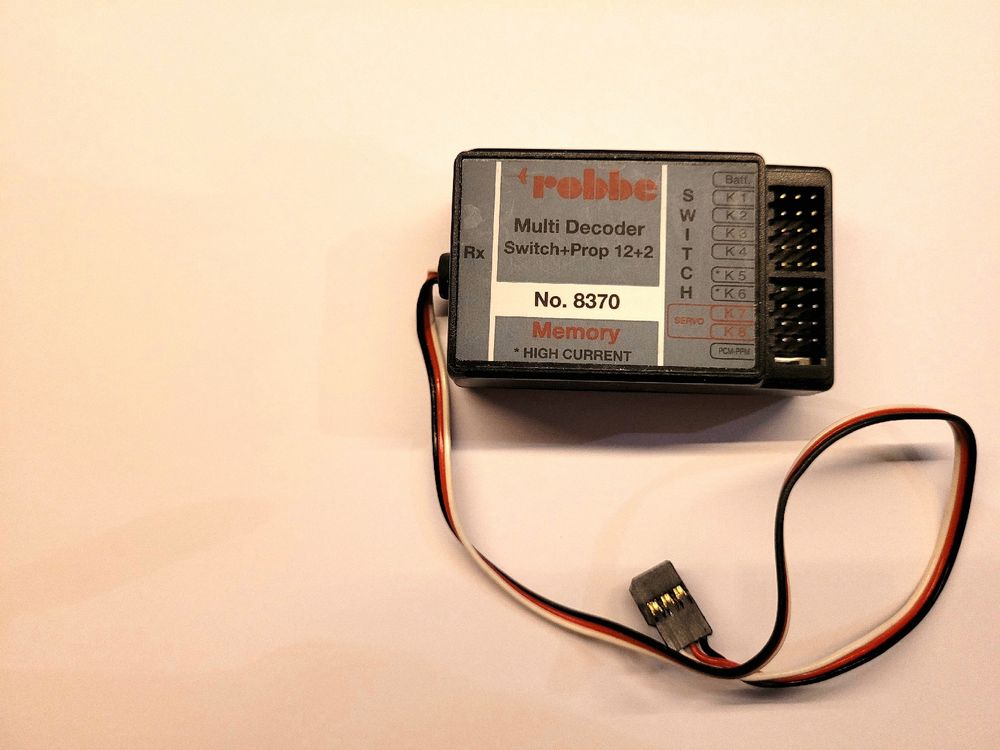 robbe Multi Decoder Switch + Prop 12+2 (Gebraucht) in Wollerau für CHF ...