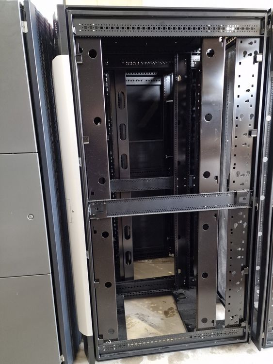 Diverse HP G3 Fullsize 42U Server Racks (Gebraucht) in Geltwil für CHF ...