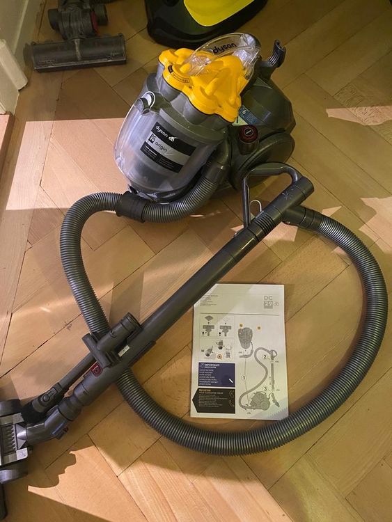 Aspirateur Dyson DC 29 | Kaufen auf Ricardo