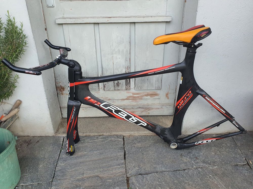 Felt B2 pro Rahmen Carbon ab 99.-! (Defekt) in für CHF 99 – nur ...