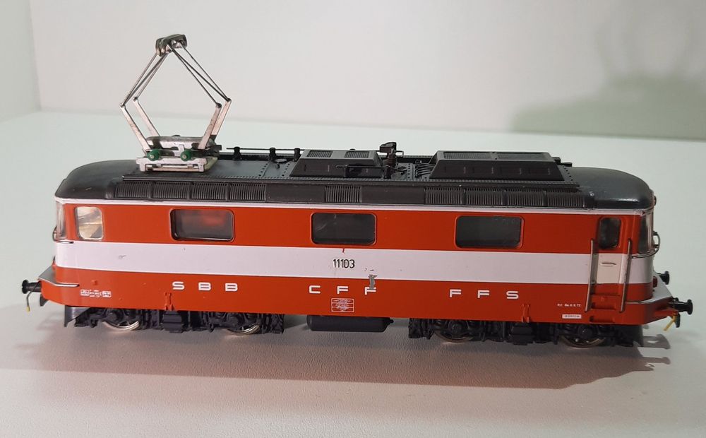 HAG Lokomotive Re 4/4 II, Swiss Express | Kaufen auf Ricardo