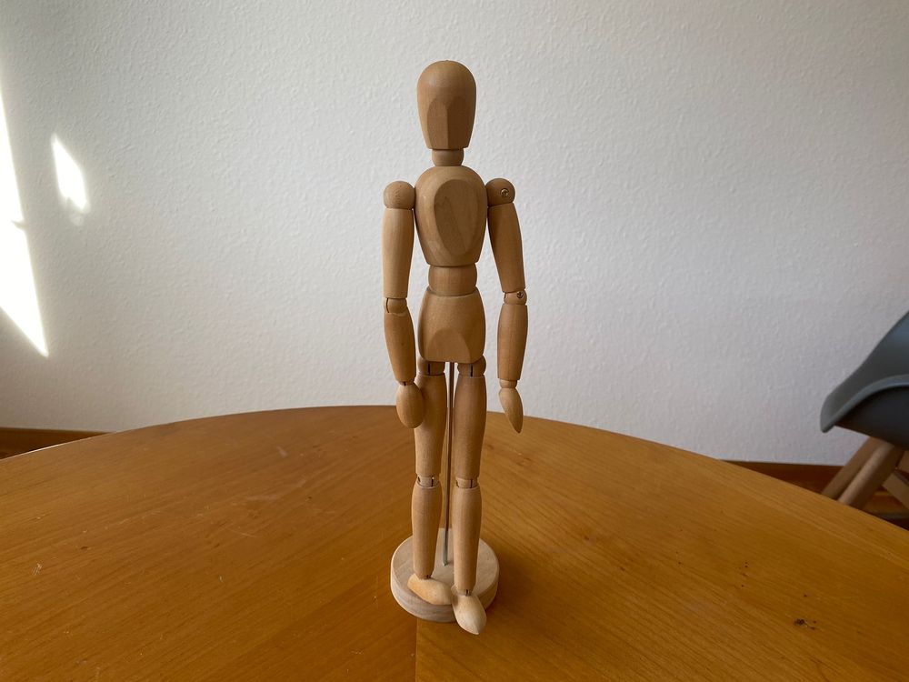 Mensch Figur aus Holz (Gebraucht) in Münsingen für CHF 1 – mit ...