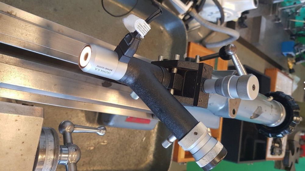 ISOMA Zentrier- und Messmikroskop (Schaublin 102 Mk 2) (Gebraucht) in für CHF 555 – mit ...