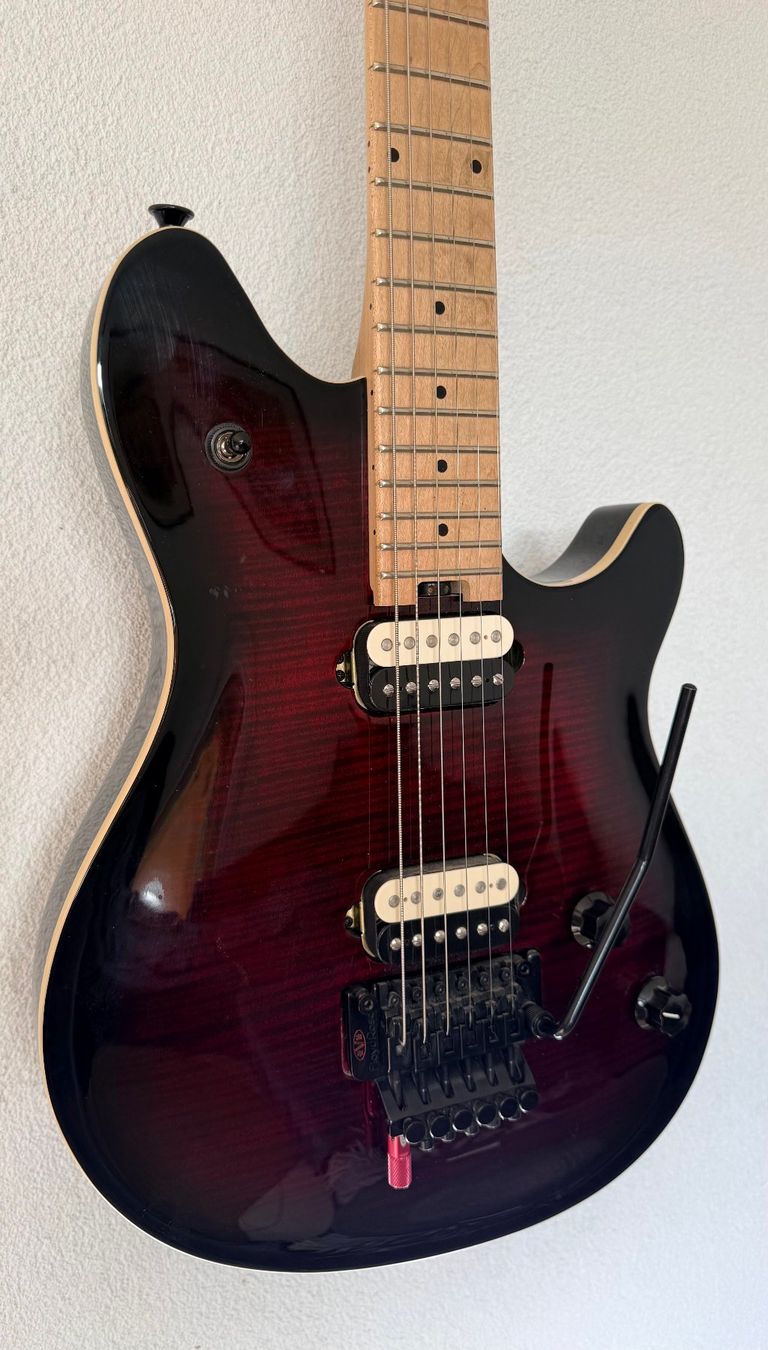 EVH Wolfgang Special Cherry Burst - Made in Mexico État neuf (Gebraucht ...