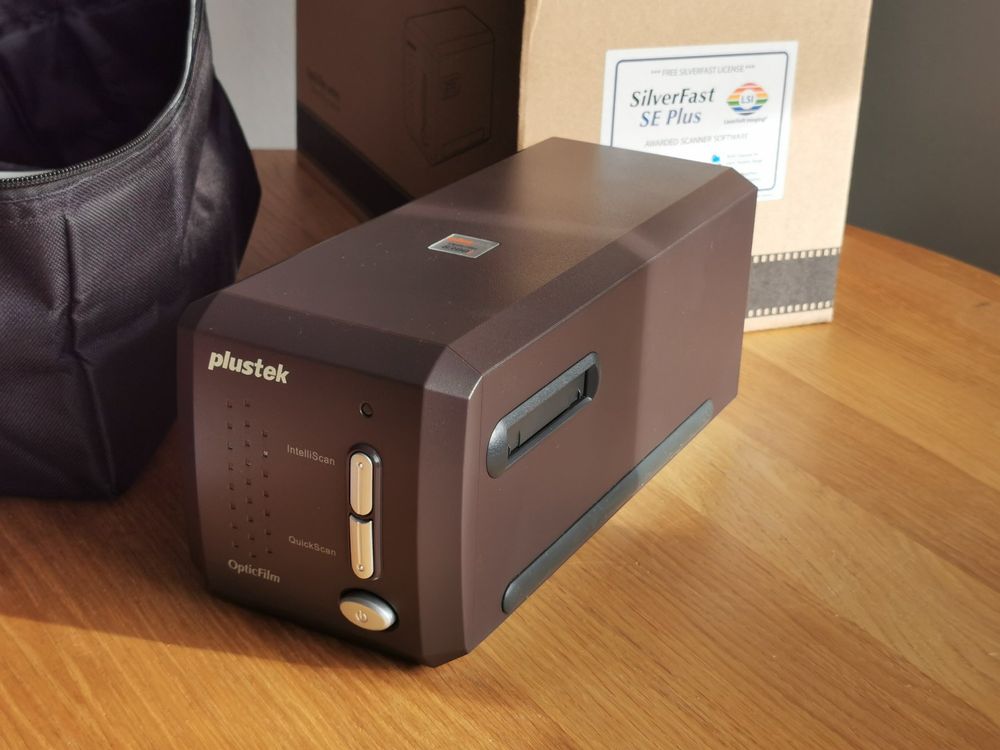 Dia / Negativscanner Plustek OpticFilm 8300i SE (Gebraucht) in Bern für ...