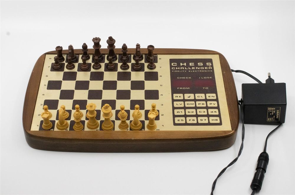 Chess Challenger (Gebraucht) in Zürich für CHF 39 – mit Lieferung auf ...