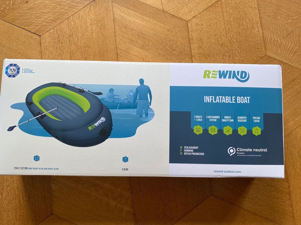 Rewind Inflatable boat coop trophy (Neu und originalverpackt) in Biel ...
