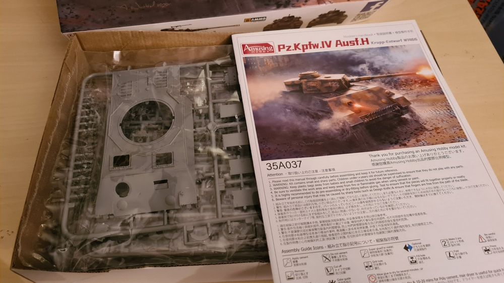 1:35 Panzer IV Ausf. H Krupp W1466 - Amusing Hobby 35A037 (Neu (gemäss ...