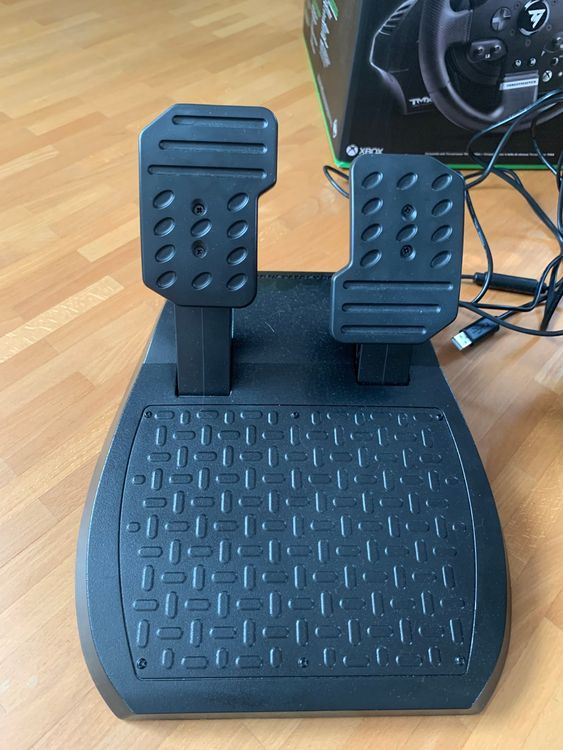Thrustmaster TMX Racing Wheel Set mit Pedale (Gebraucht) in Riehen für ...