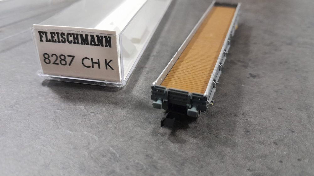 SBB Rungenwagen Res mit Rungen, von Fleischmann (Neu und originalverpackt) in Ittigen für CHF 29 ...