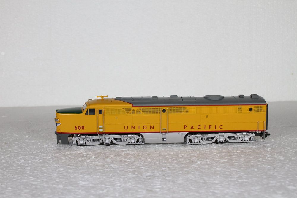 Märklin 37610 Diesellok U.P. USA Union Pacific Sound (2) (Gebraucht) in ...