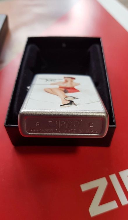 Original Zippo Vintage PIN Up Girl Limited | Kaufen auf Ricardo
