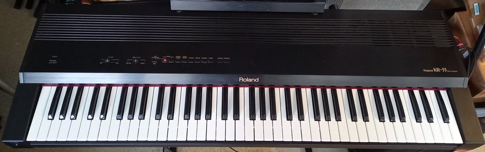Roland KR-33 Digital Piano (Gebraucht) in Luzern für CHF 150 – nur ...