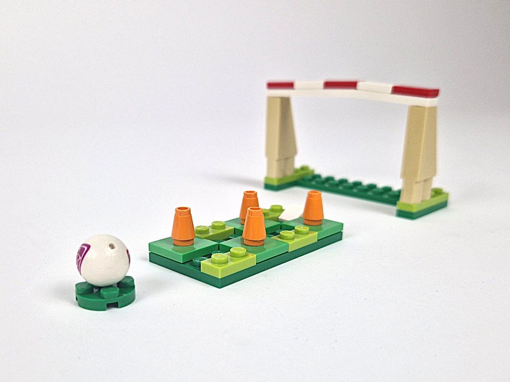 Lego Friends Set mit Stephanie (Gebraucht) in Basel für CHF 1 – mit ...
