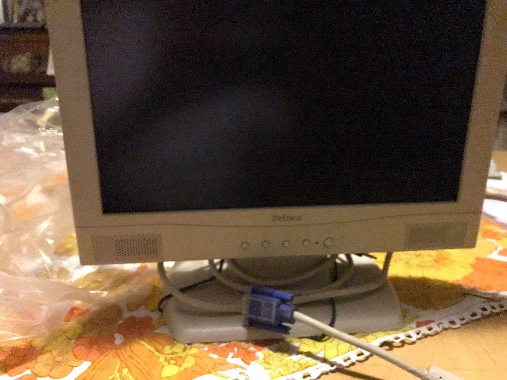 Belinea VGA klein Bildschirm (Gebraucht) in Basel für CHF 7 – mit ...