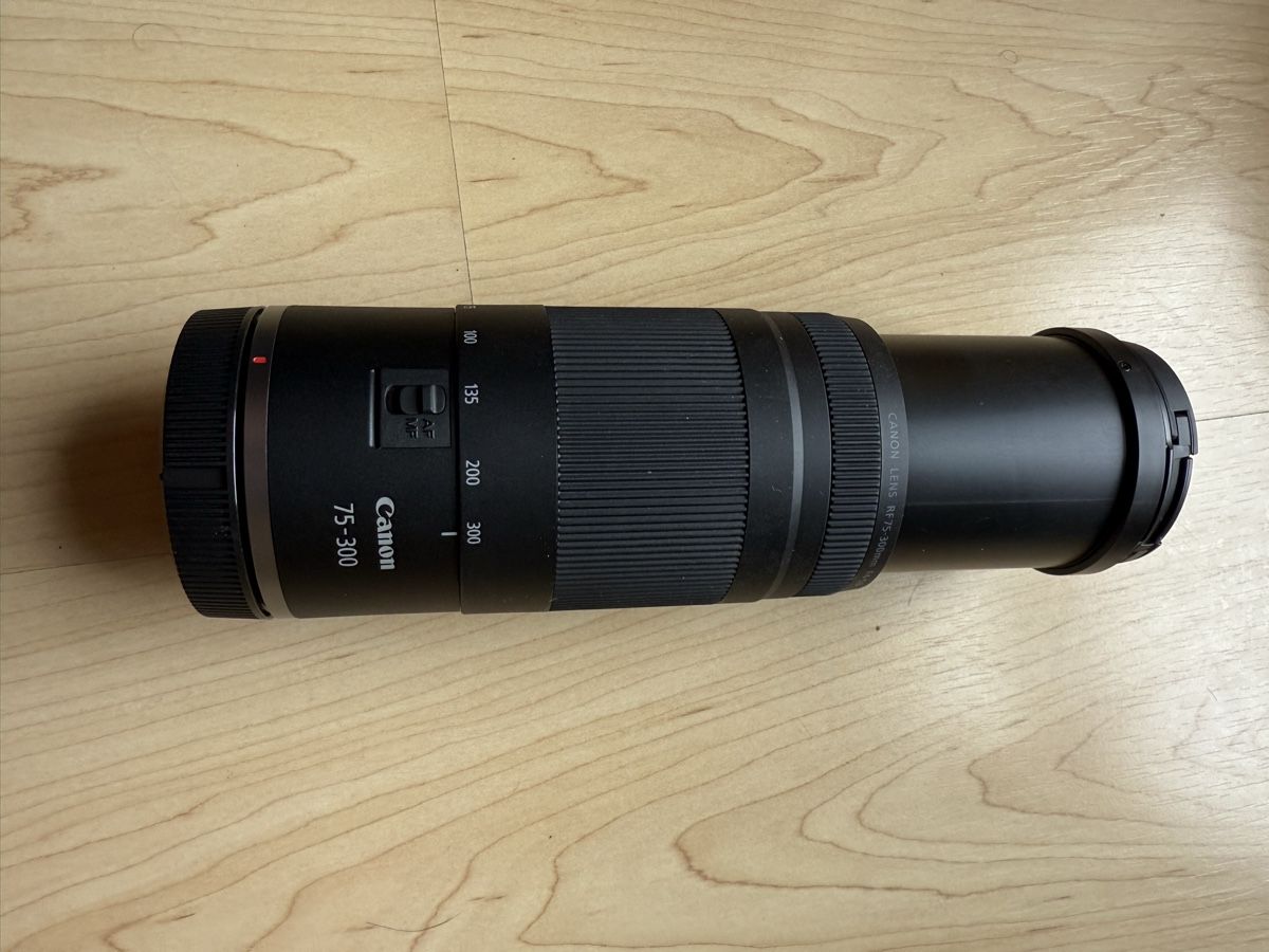 Canon Objectif RF 75-300mm F4-5.6 - État impeccable! (Neuf (Voir ...