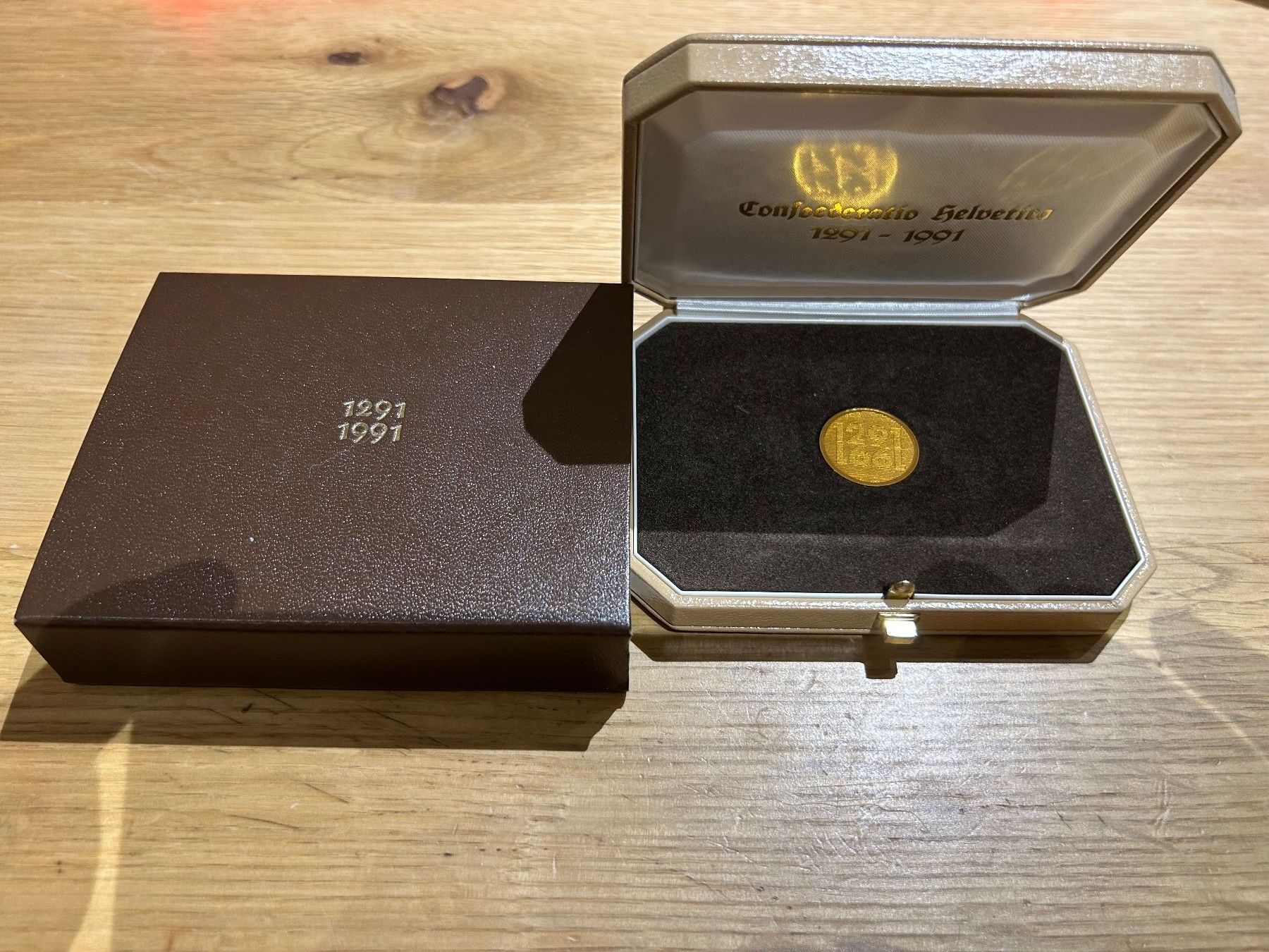 250 Frs OR / Gold 1991 avec étui beige (Gebraucht) in Monthey für CHF ...
