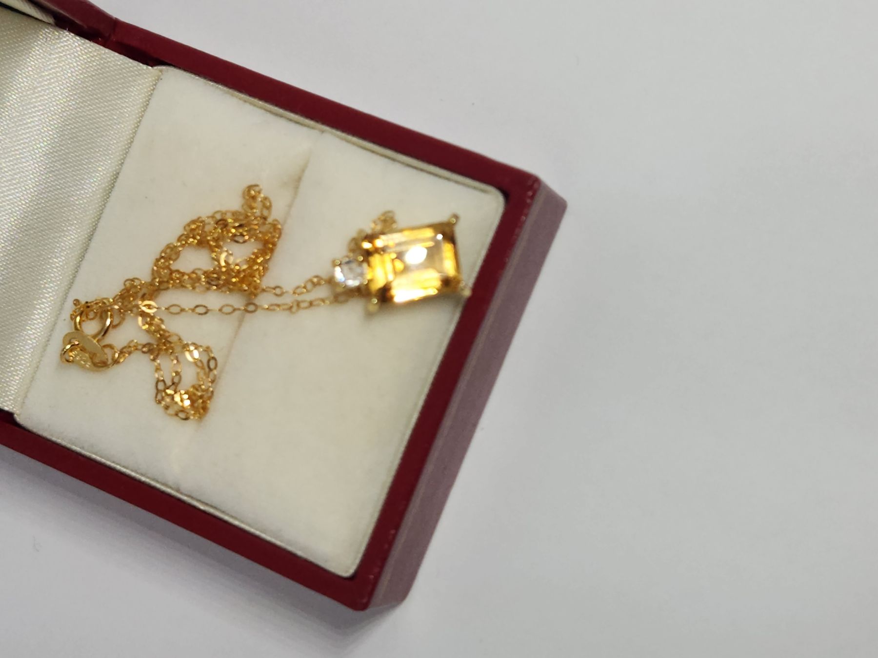 Citrin Anhänger und Diamant immitat und goldene Kette 925 (Neu (gemäss ...