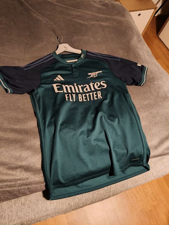 Arsenal Third Kit Replica (Gebraucht) in Zürich für CHF 20 – mit ...